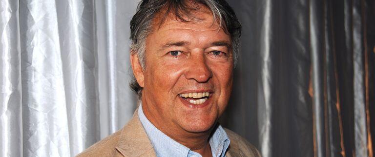 Ron Brandsteder overleden (74): de tv-knuffelbeer is niet meer